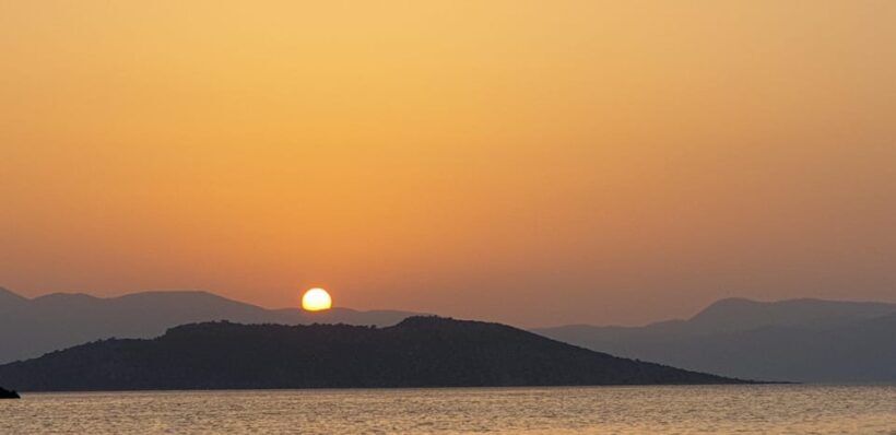 Athens Riviera Private Catamaran Cruise with Meal and Drinks - Who Is This Tour Best For?