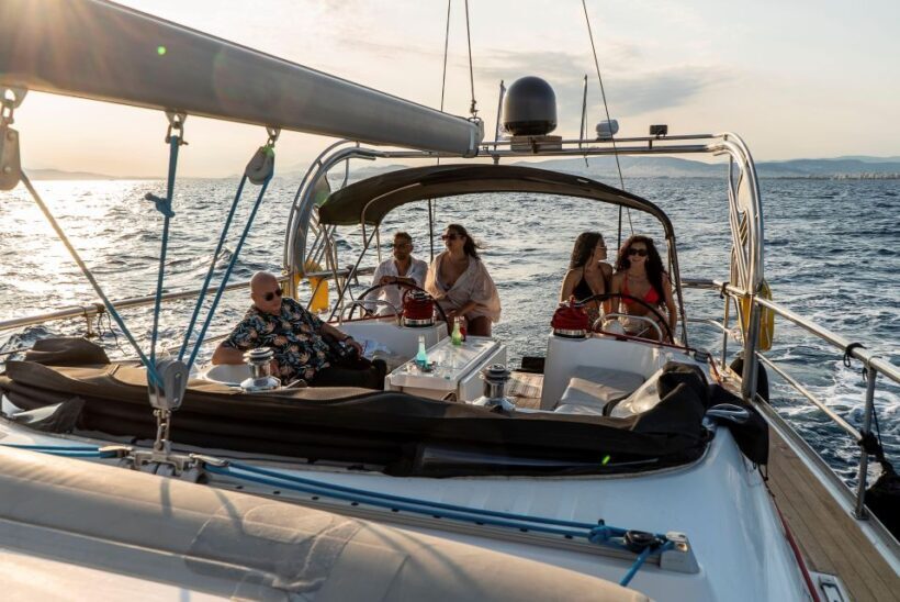 Athens Riviera: Private daily sailing cruise with lunch - An In-Depth Look at the Experience