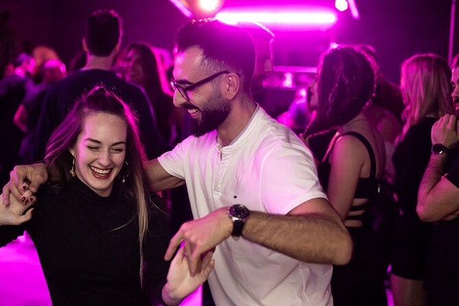 Athens Salsa Lovers dancing experience - Who Should Consider This Experience