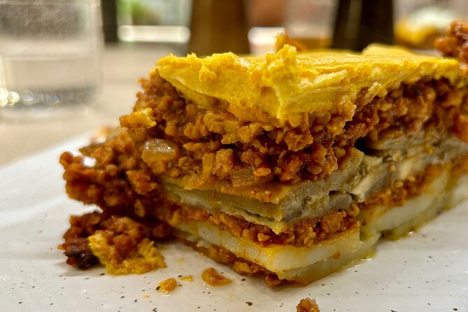 ATHENS: Traditional Cooking Classes Incl. Drinks - The Art of Vegan Moussaka and Other Classics