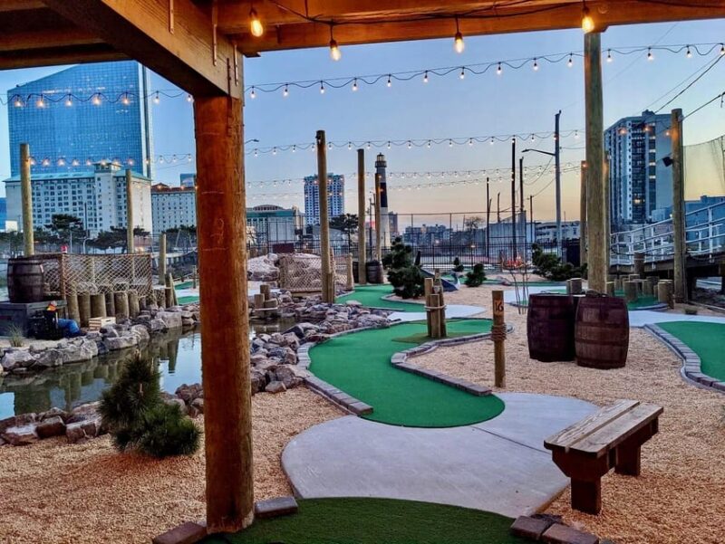 Atlantic City: Ocean View Mini Golf Pass - Who Will Get the Most Out of This Experience?