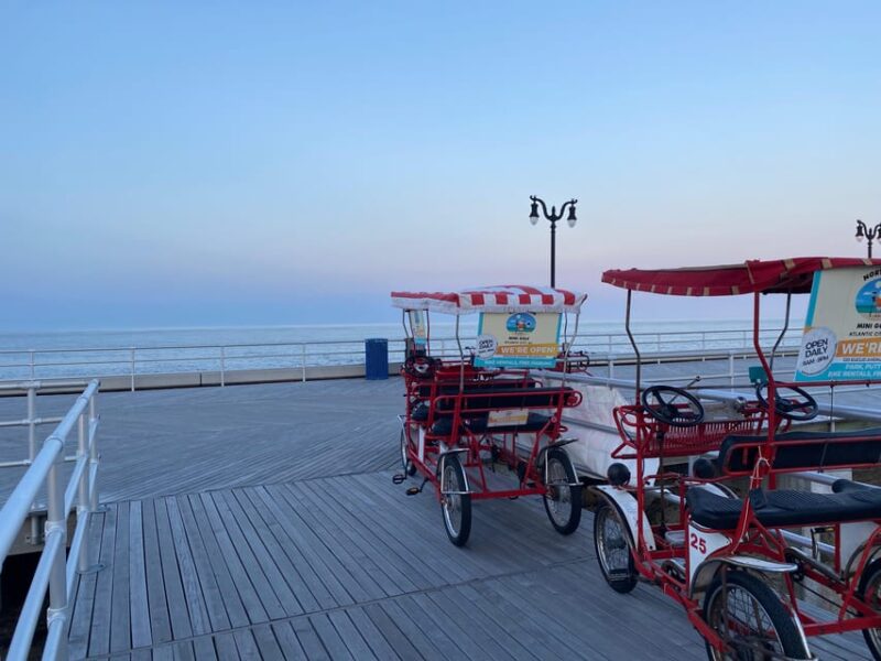 Atlantic City: Surrey Bike Rental - Key Points