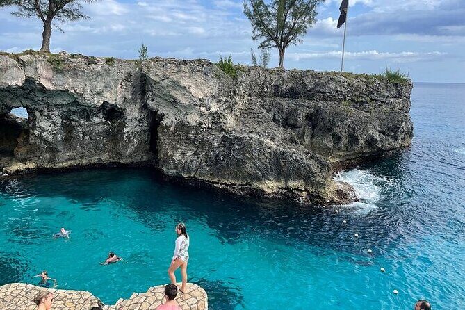 ATV, Ricks Cafe and 7 Mile Beach - The Ultimate 3!! - Transportation and Logistics