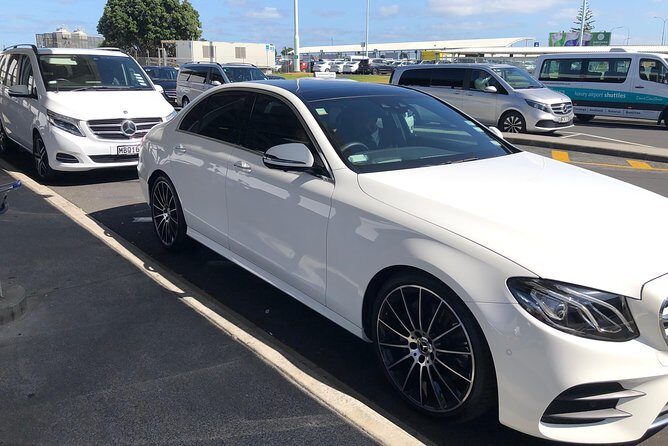 Auckland CBD / Airport Transfers | Mercedes Benz (2 - 6 Pax) - Key Points