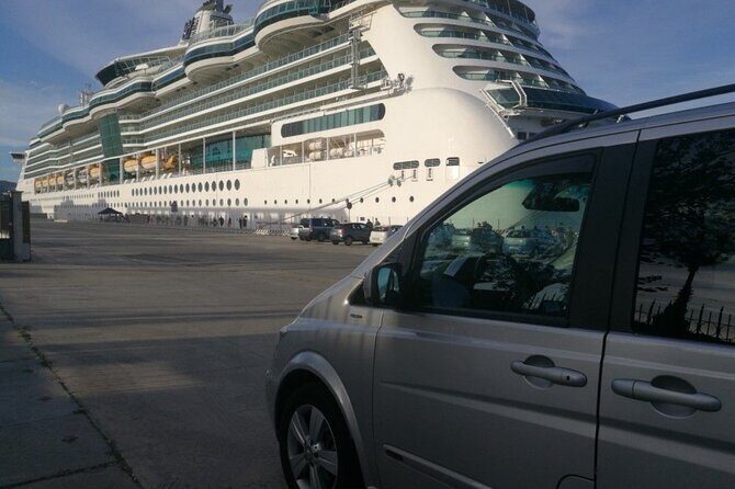Auckland Downtown Hotel Transfers to/from Cruise Ship in Minivan - Meeting Points and Flexibility