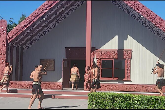 Auckland : Hobbiton & Te puia & red wood forest Private Tour - The Sum Up: Who Is This Tour Best For?