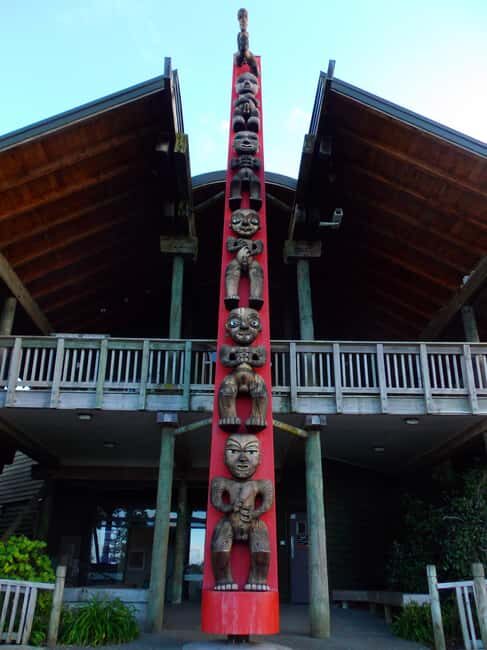 Auckland: Piha Beach, Rainforest, & Mount Eden Private Tour - What Makes This Tour Special?