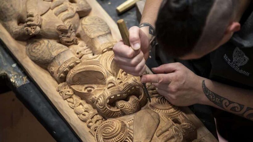 Auckland: Rotorua Highlights with Te Puia Tour, Show & Lunch - FAQs