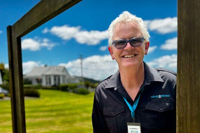 Auckland West Vineyard Tour with lunch and tastings incl - FAQs