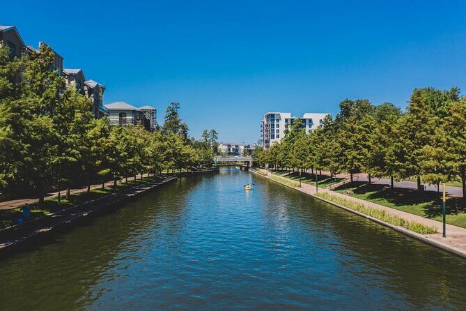 Audio Walking tour of The Woodlands waterway - Stop 2: Riva Row Boat House
