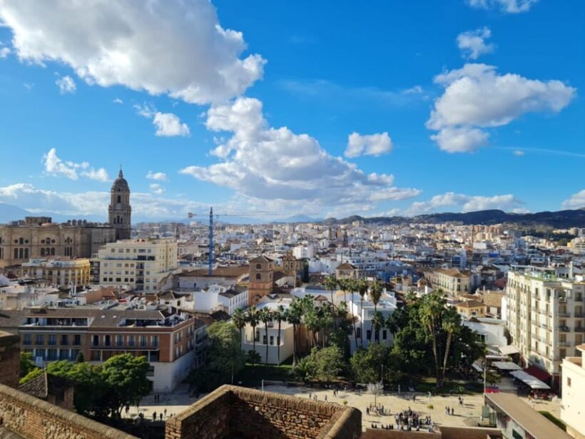 Audioguide City Walk Malaga for cruises (German & English) - What’s Included and What’s Not