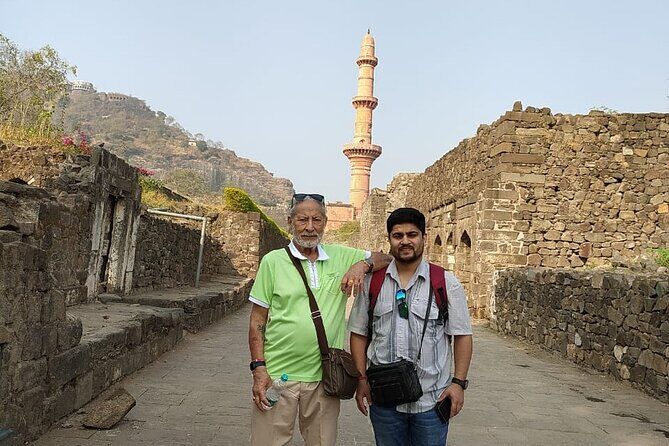 Aurangabad to Vadodara: Explore the Man-made Wonder of India - Transportation and Comfort