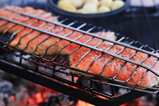 Aurora Borealis Dinner in a Glass Igloo - Embracing the Cozy Ambiance of the Private Tour