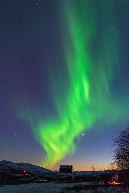 Aurora hunting photography tour - The Experience: What to Expect on the Tour