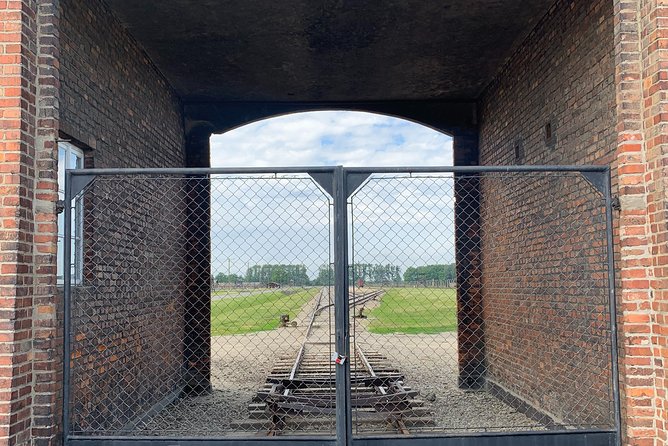 Auschwitz-Birkenau Guided Tour From Krakow - Private Car - What to Expect During Your Visit