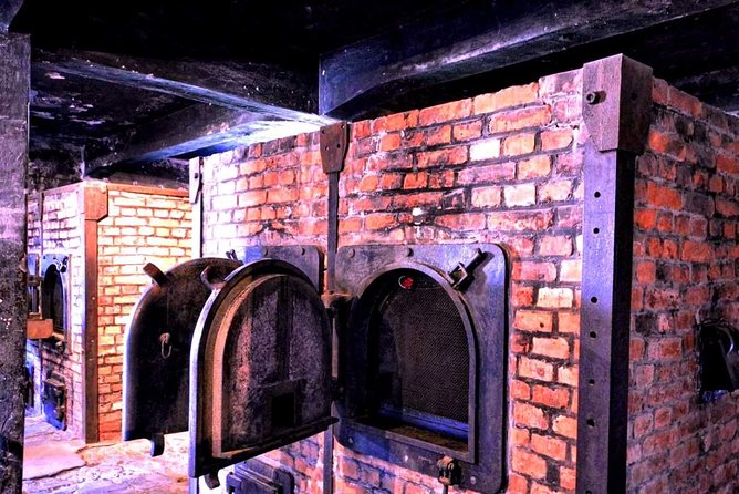 Auschwitz-Birkenau guided tour from Krakow with Ticket & Transfer - Who Should Consider This Tour?