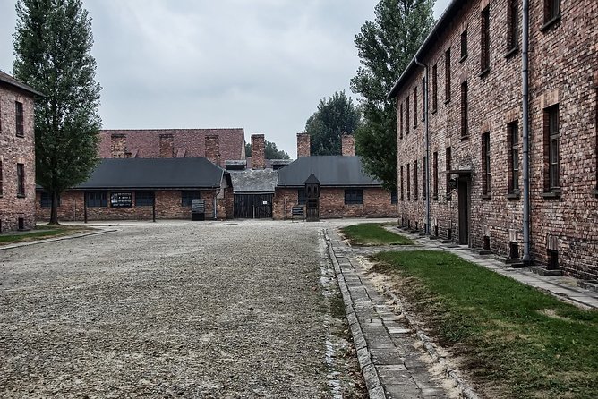 Auschwitz-Birkenau Live Guided Tour and Transfer from Krakow - Final Thoughts