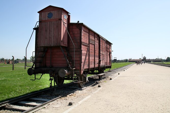 Auschwitz Birkenau Tour With Private Transport From Kraków - Preparing for Your Visit