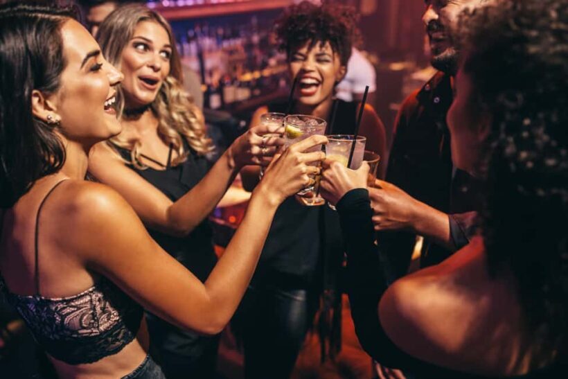 Austin: Best Bars and Bats 3-Hour Guided Tour - Key Points