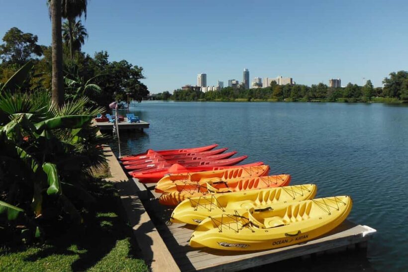 Austin: Kayak and Canoe Rental on Lady Bird Lake - Key Points