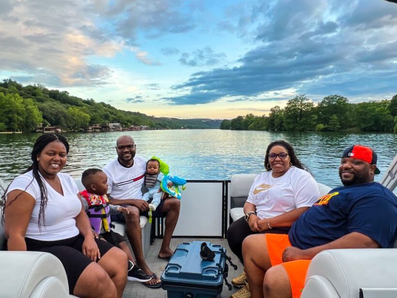 Austin: Lake Austin Private Boat Cruise - Full Sun Shading - What You Can Expect from the Experience