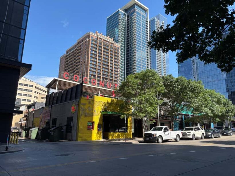 Austin: Morning History Walking Tour of Downtown Austin - Deep Dive into the Experience
