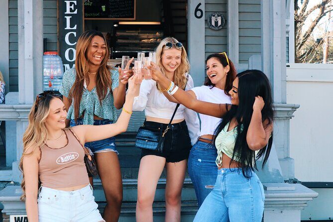 Austin Murals & Mimosas Roofless Party Bus Tour - FAQ