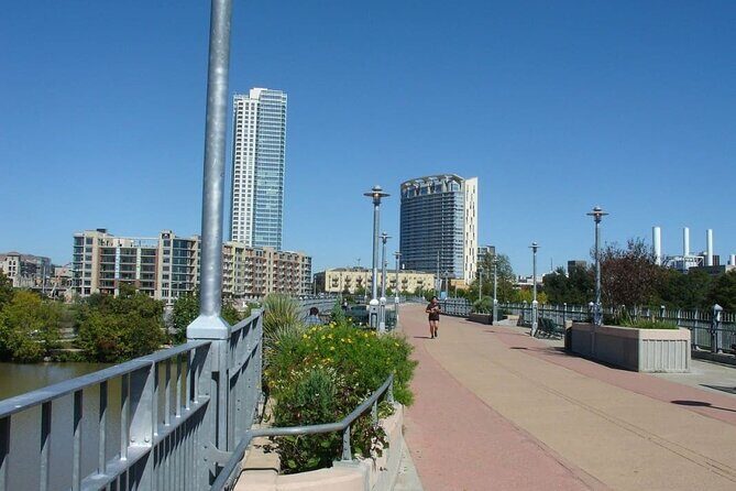 Austin Premium Driving Tour with Texas Capitol & Mt. Bonnell - Who Is This Tour Best For?
