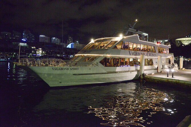 Australia Day Dinner and Fireworks Cruise on Sydney Harbour - An Overview of the Experience