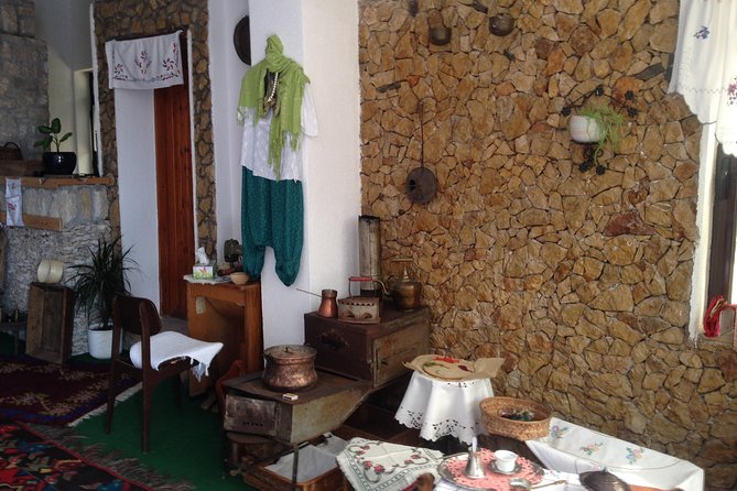 Authentic Antique Museum Home - Authenticity and Reviews