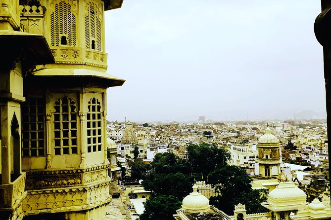 Authentic Experience-City palace and Folk dance - Miniature Art with Dev Laxmi Art