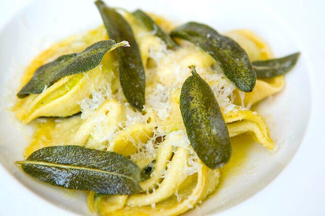 Authentic Italian Cooking Class in Seattle (5-Course Meal) - The Teaching Style and Atmosphere