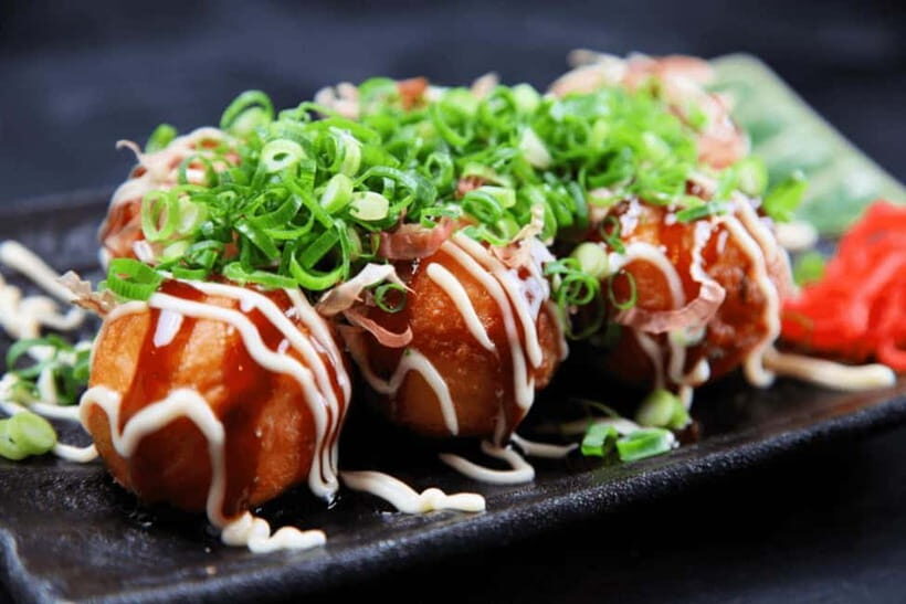 Authentic Osaka Street Food Tour  Dotonbori Market Flavors - Exploring the Heart of Osaka: Dotonbori and Its Food Scene