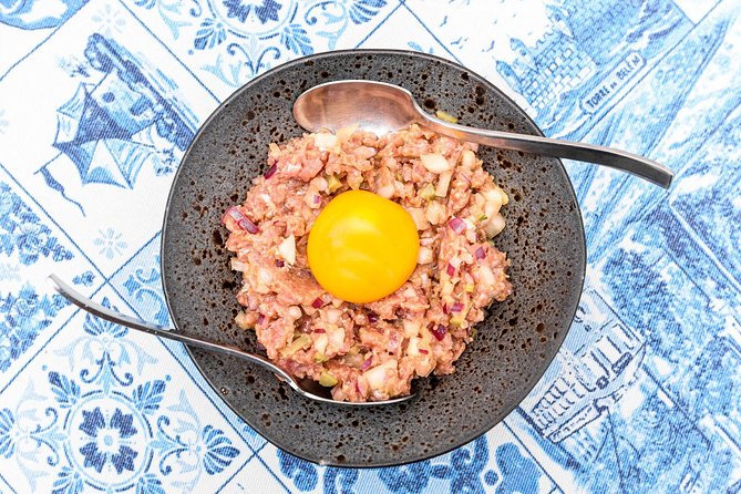 Authentic Portuguese Cooking Class and Dinner in a Lisbon Home - Cultural Immersion in a Lisbon Home