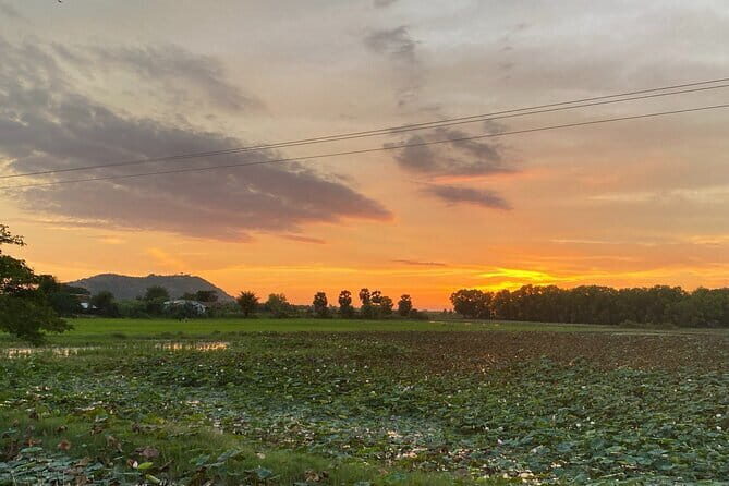 Authentic Siem Reap: Tuk Tuk Countryside and Sunset Tour - Crafting and Cooking with Local Materials