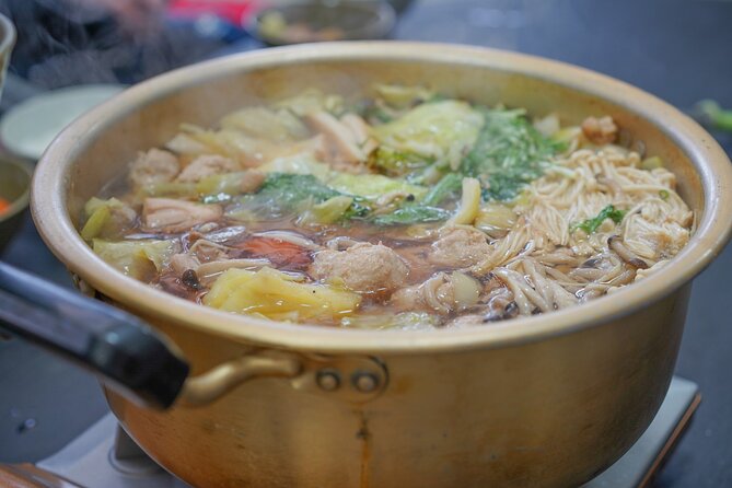 Authentic Sumo Experience in Tokyo : Enter the Sanctuary - Sumo Wrestlers Lunch: An Immersive Experience