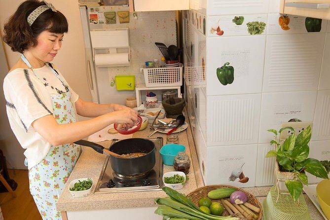 Authentic Thai Cooking Class in Bangkok with Apple & Family - Who Will Appreciate This Tour?