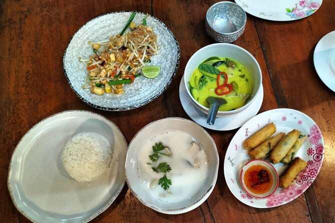 Authentic Thai Cooking with Visit Local Market - Transport, Group Size, and Practicalities