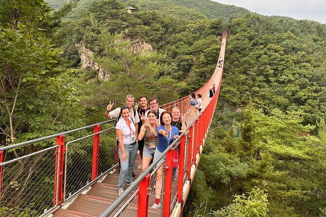 Autumn Foliage-Mt. Seorak, Sokcho Beach, Market, Observatory - Authenticity and Value