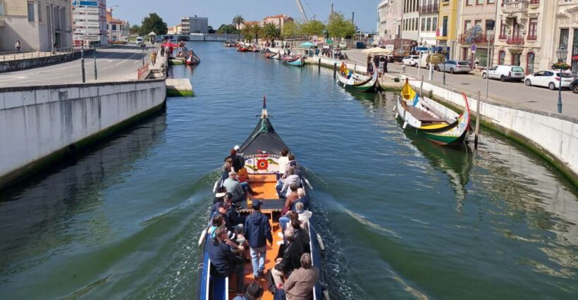 Aveiro: Stories, Canals, and Azulejos Guided Walking Tour - Exploring Aveiro’s Architectural Gems
