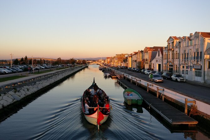 Aveiro with cruise, Costa Nova and Capelha do Senhor da Pedra. - Costa Nova’s Striped Houses