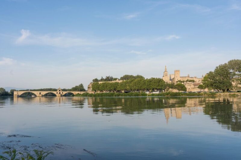 Avignon, Saint-Rémy, Les Baux & Pont du Gard Full Day - FAQ