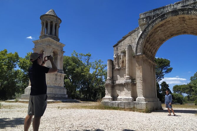 Avignon, St Rémy, Les Baux De Provence & Pont Du Gard - Admiring the Architectural Masterpiece of Pont Du Gard
