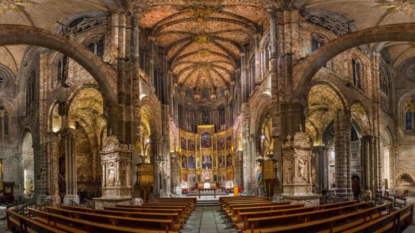 Avila: Cathedral Entry Ticket with Audio Guide - A Closer Look at the Cathedral Experience