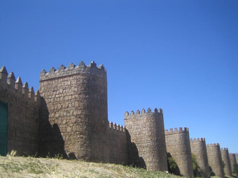 Avila - Private Historic Walking Tour - Who Should Take This Tour?