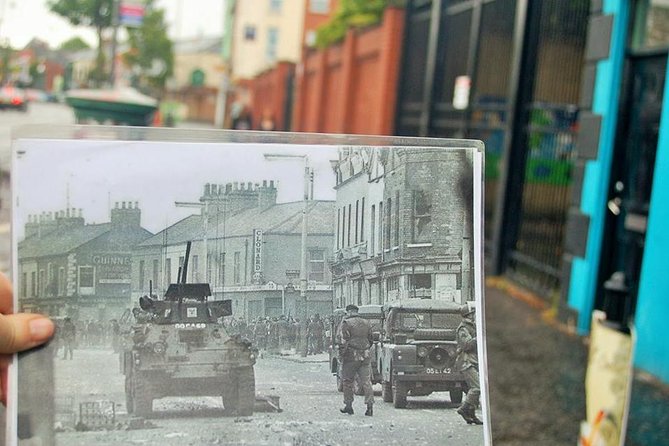 Award Winners Express 2 Hrs Black Taxi Tours and Mural Taxi Tour - Tour Details