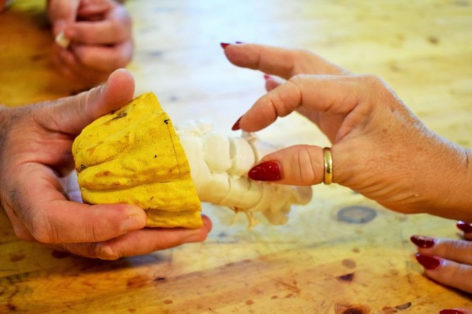 Award Winning Farm Tour: Coffee, Chocolate and Unique Gifts - The Scenic Drive and Arrival Experience