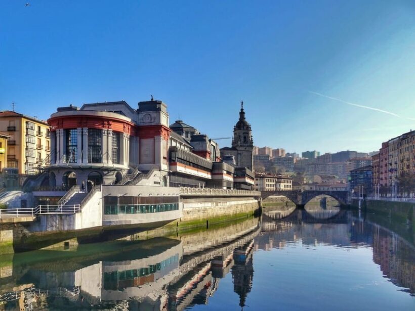 Awesome Bilbao  Private Family Walking Tour - Relaxing in Nature at Casilda Iturrizar Park