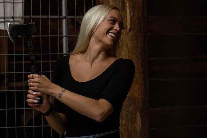 Axe-Throwing - The Booking Process and Practical Details