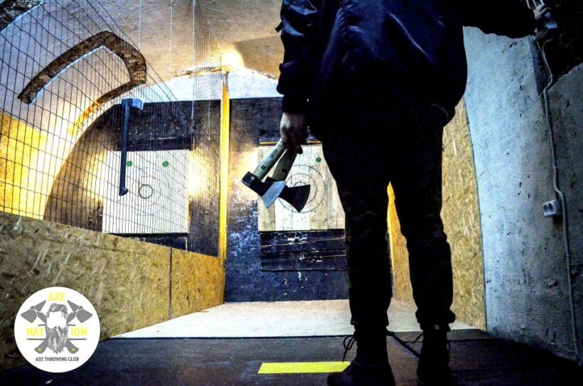 Axe throwing Kraków by Axe Nation VIP - Group Dynamics and Practical Details
